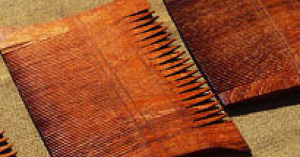 Buy Traditional Handmade Indian Wooden Comb | Handicrafts of India | Gaatha