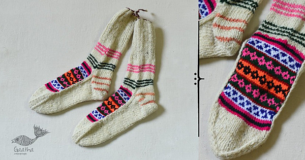 Buy Pure Wool - himalayan wool socks | Gaatha
