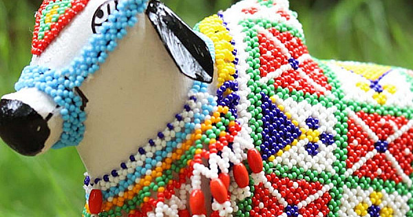 Wooden Cow Decorate With Glass Bead | Indian craft store