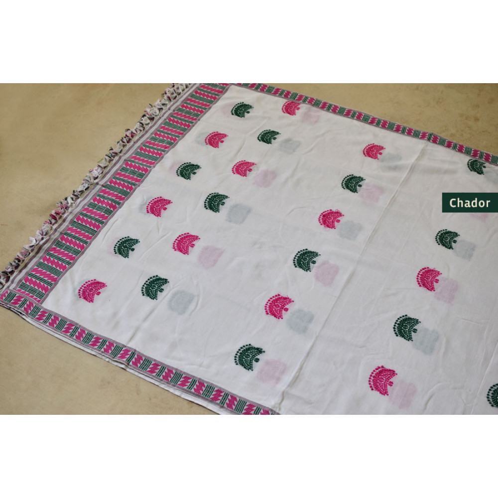 Buy Assamese Traditional Handwoven Mekhela Chador Online| Indian craft ...